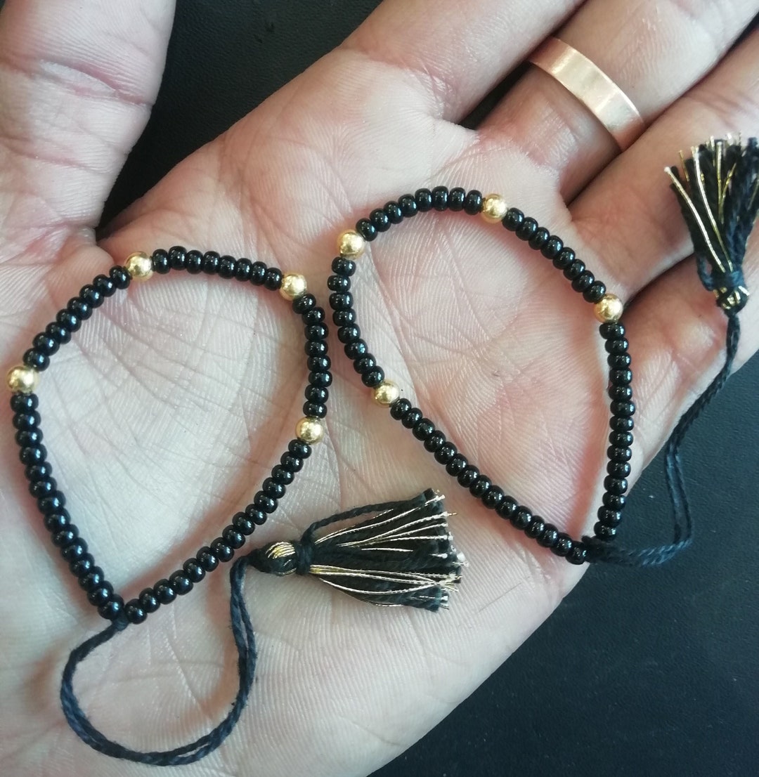 18 Carat 8 Pcs Yellow Gold Beads Ball With Black Beads in Thread ...