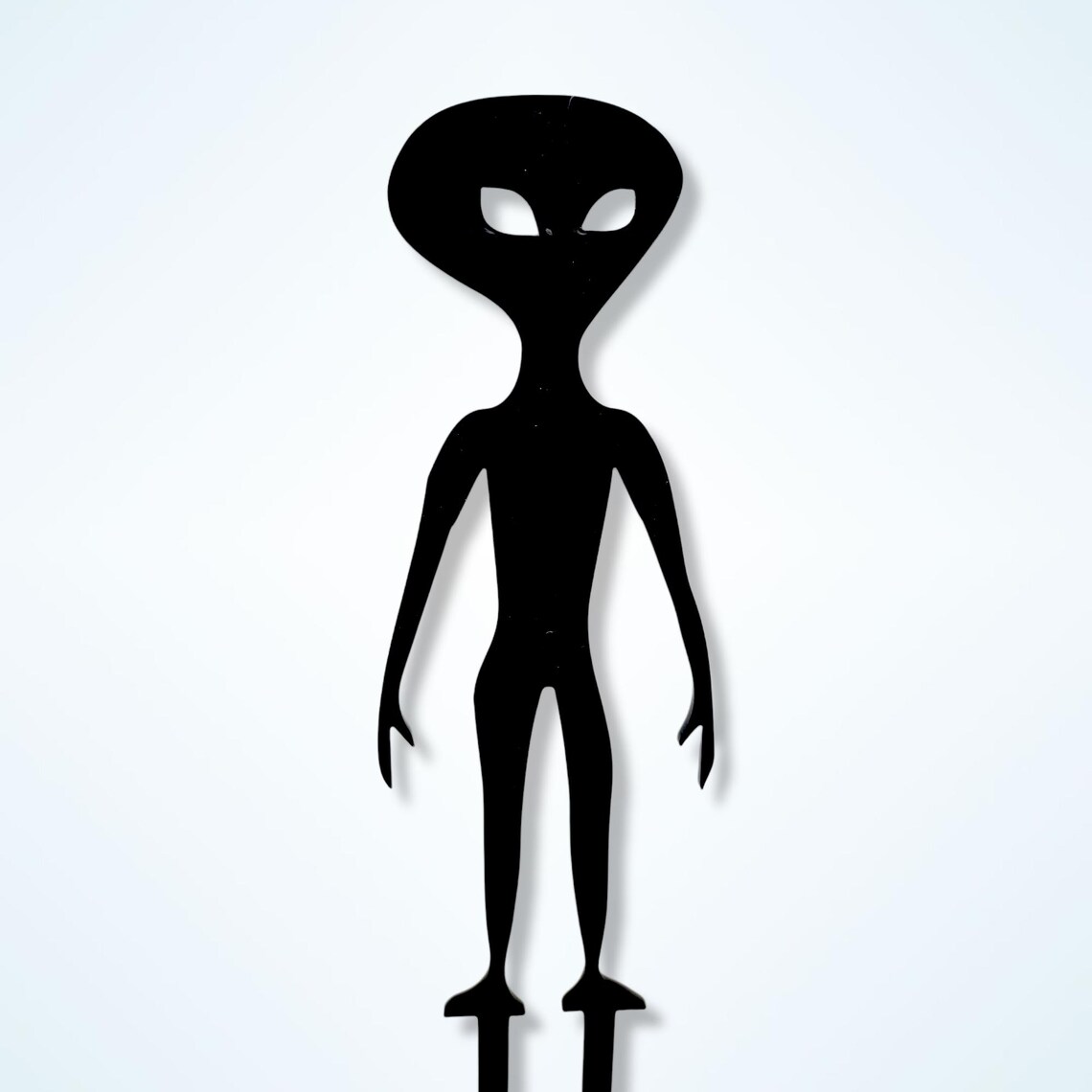 Halloween Alien Yard Art: Shadow Caster With Color Glow, Outdoor ...