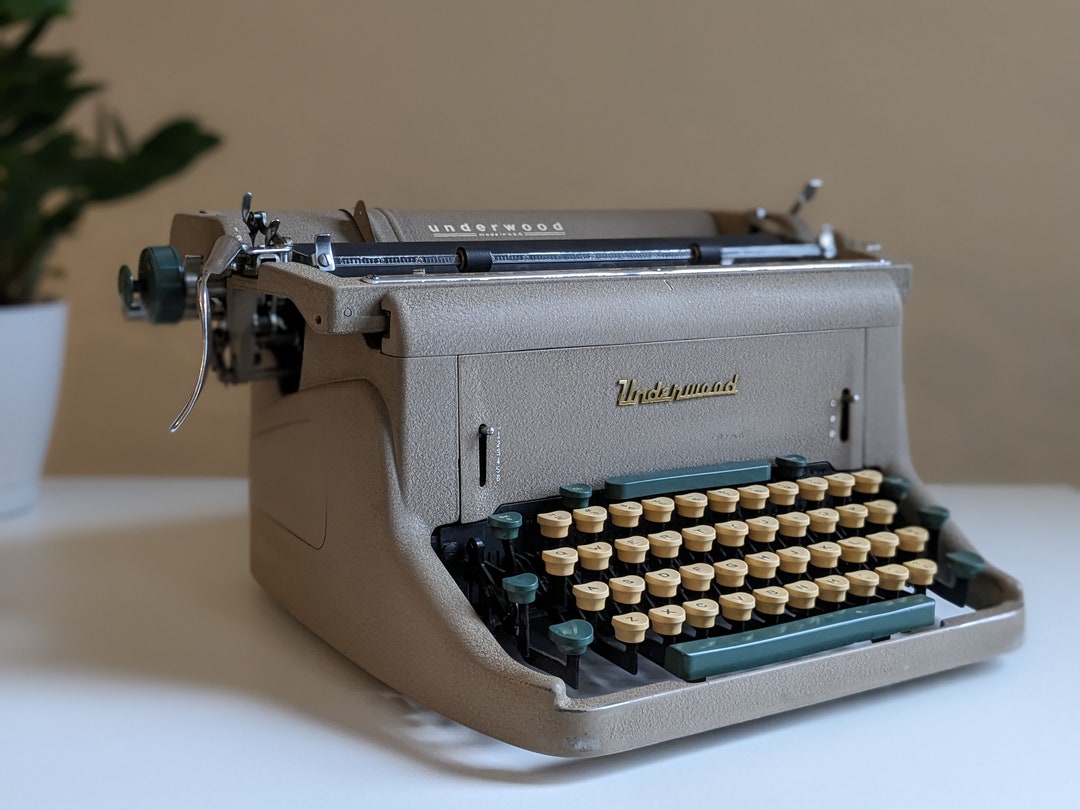 1960s Underwood Typewriter | Beige With Blue Details | Vintage MCM ...