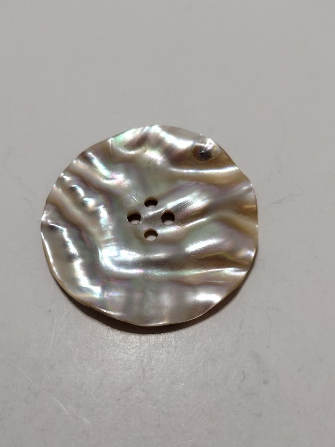 Unique Wavy Vintage MOP Shell Button - Etsy