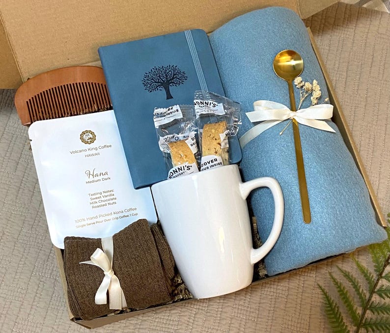 Men’s Gift Box, Gift Basket for Guy, Birthday Box for Him - Etsy