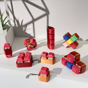 Galaxy Fidget Clicker 3D Printed Fidget Switch Fidget Key Stim Toy Desk ...