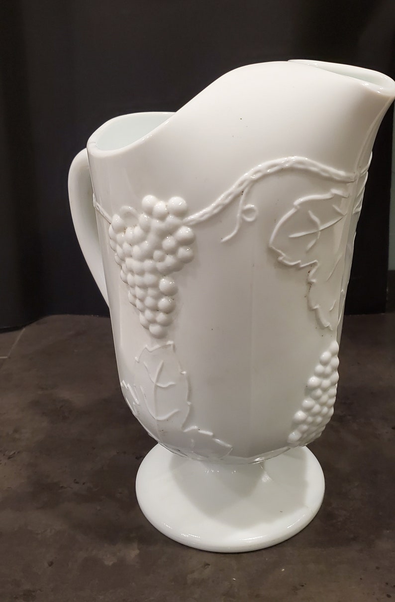 Vtg Milk Glass Pitcher Indiana Glass Colony Harvest Grape - Etsy