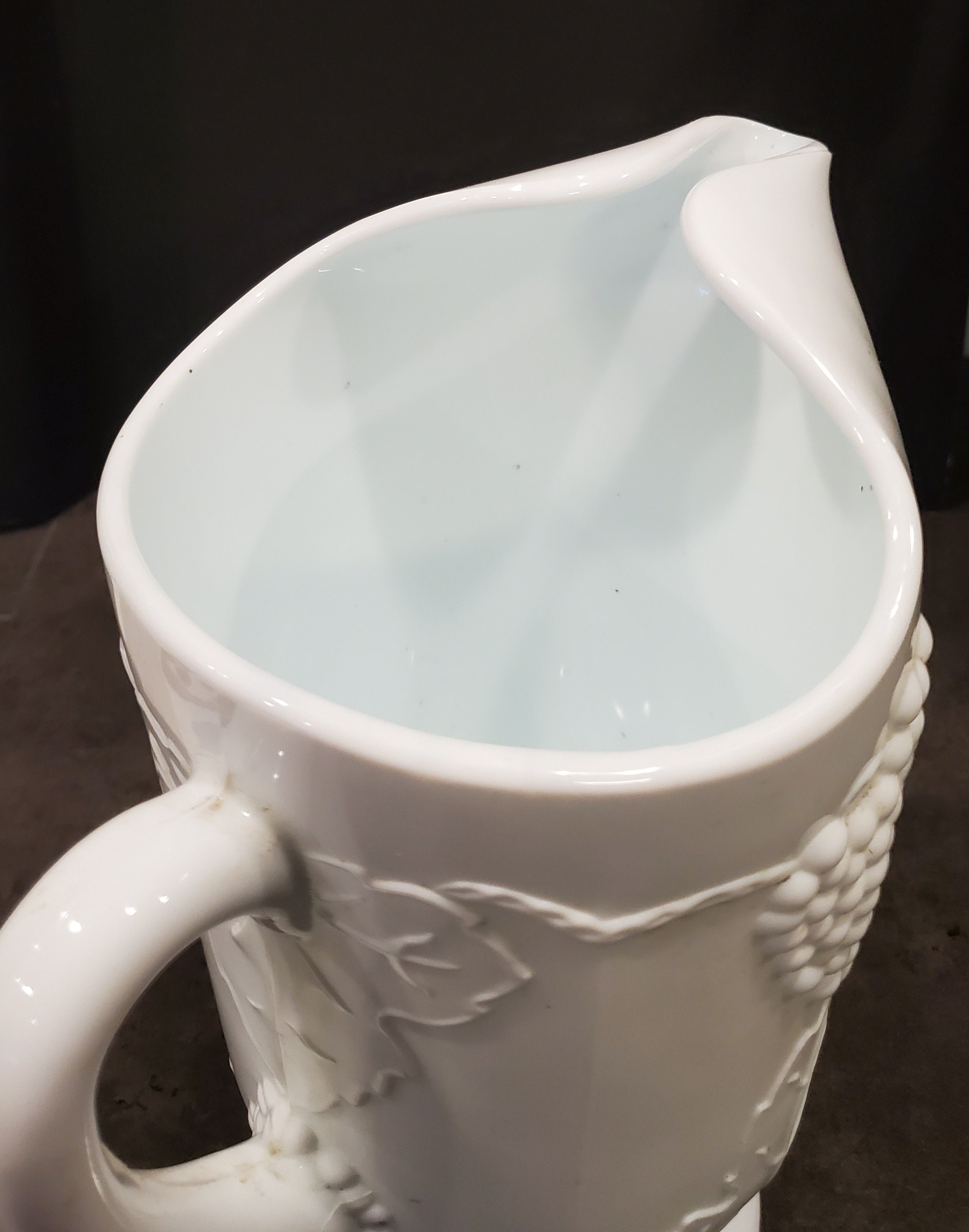 Vtg Milk Glass Pitcher Indiana Glass Colony Harvest Grape - Etsy