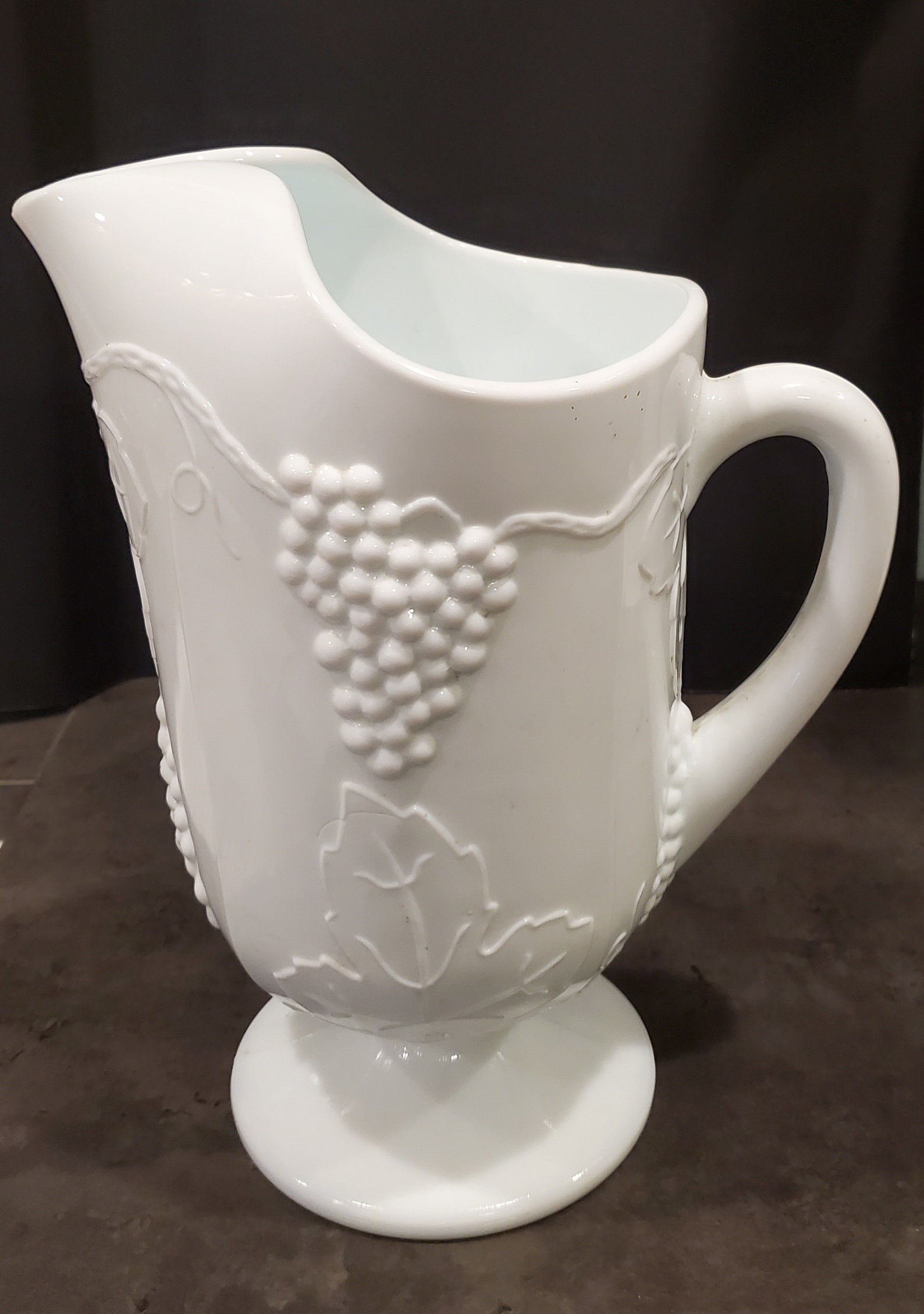 Vtg Milk Glass Pitcher Indiana Glass Colony Harvest Grape - Etsy