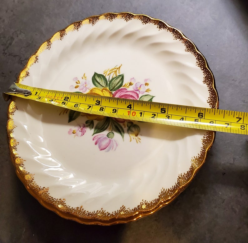 Set of 3 - 1930s Bread Plates Royal China Bread Dessert Plates / Quban ...