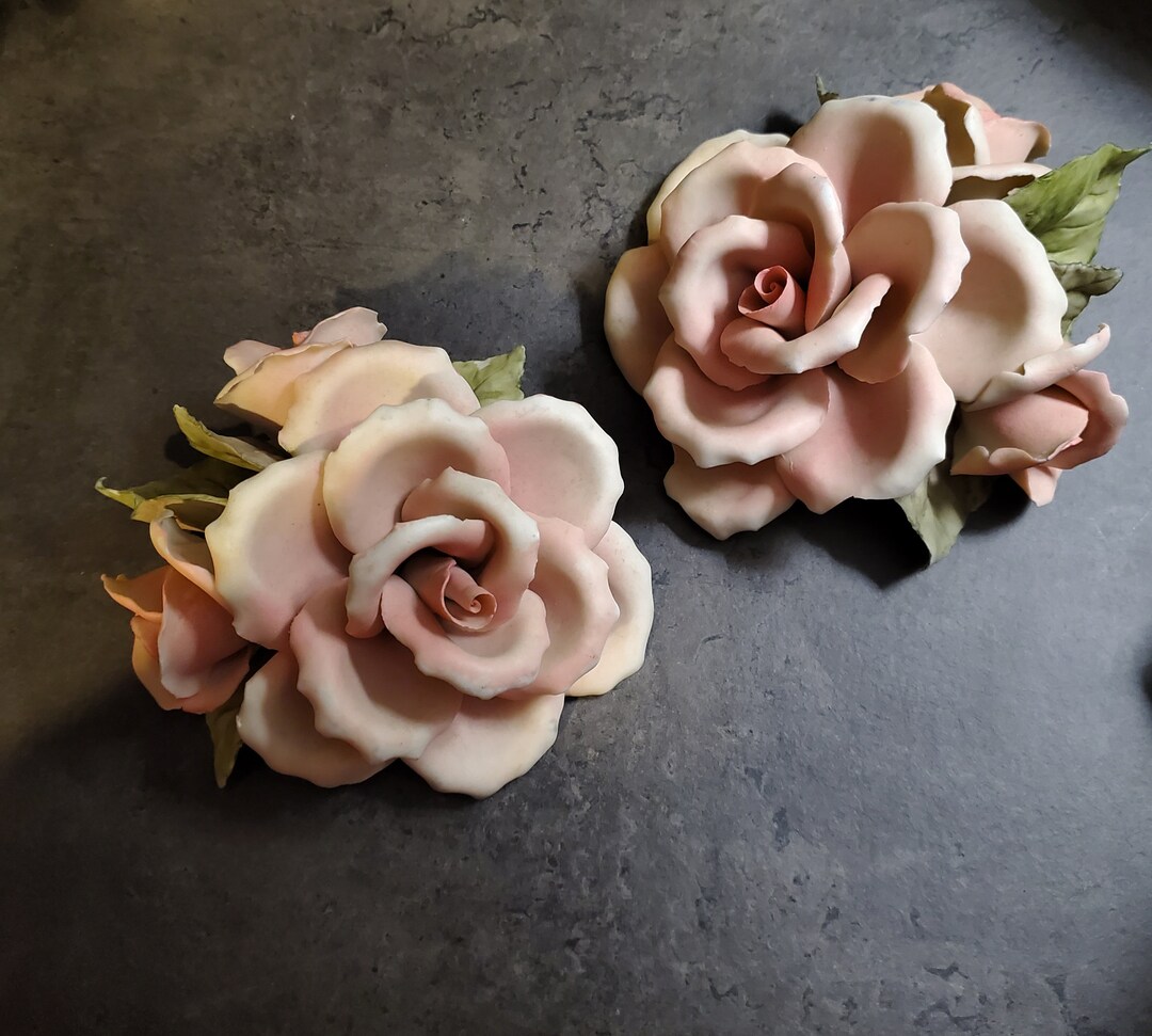 Capodimonte Set of 2 / Cluster Large Lt Pink Rose With Two Smaller ...