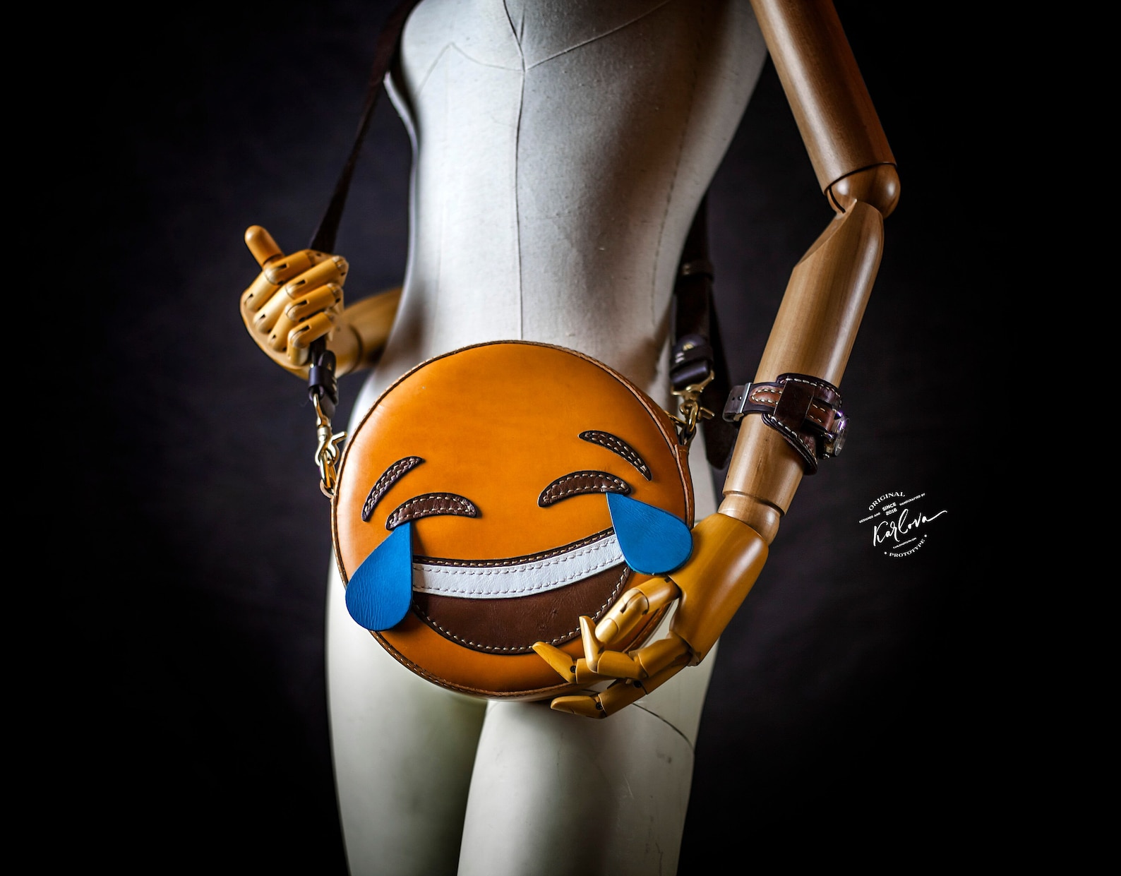 Emoji Leather Bag Pattern, Funny Purse, LOL Round Bag, Ha-ha Emoticon ...