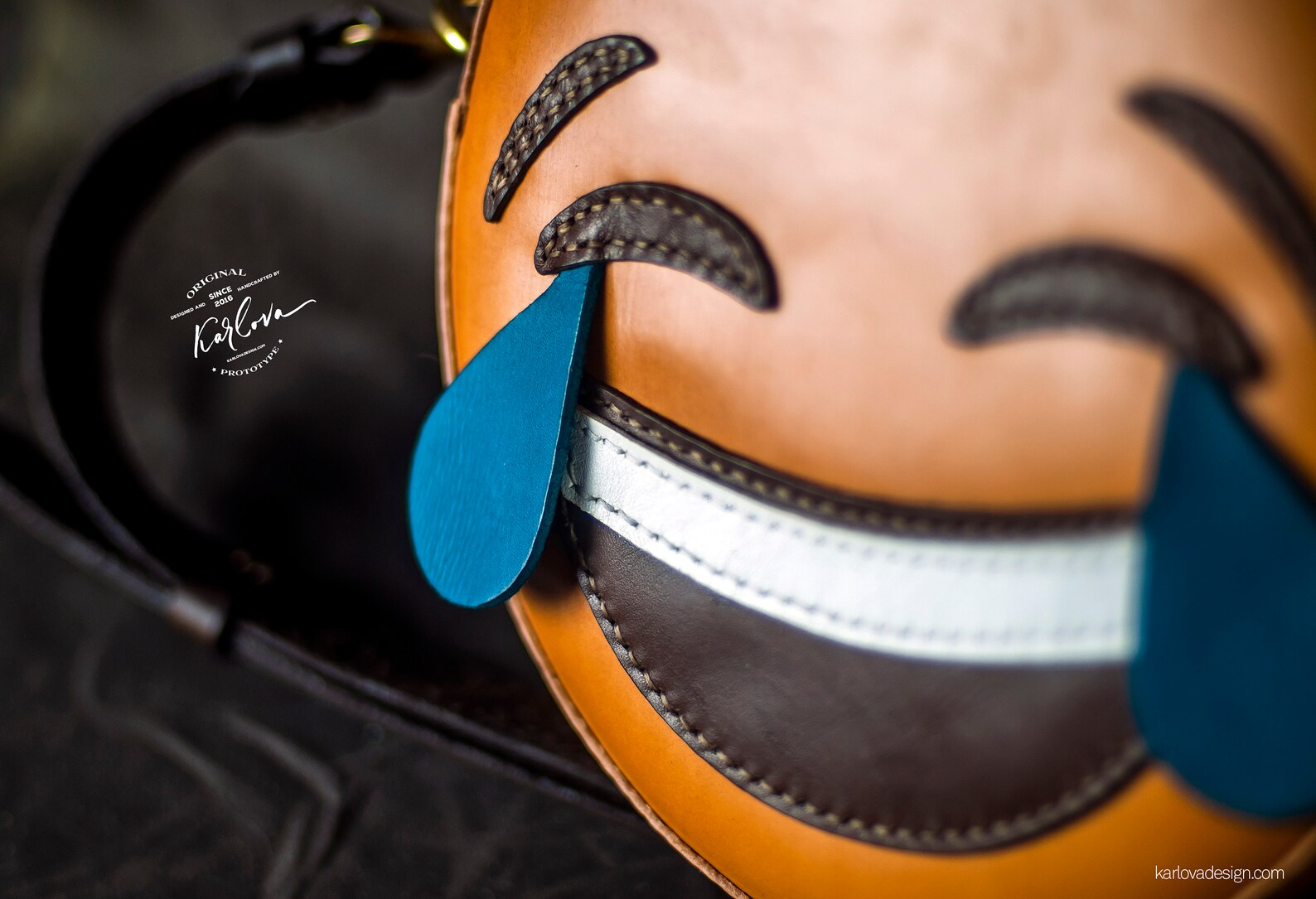 Emoji Leather Bag Pattern, Funny Purse, LOL Round Bag, Ha-ha Emoticon ...