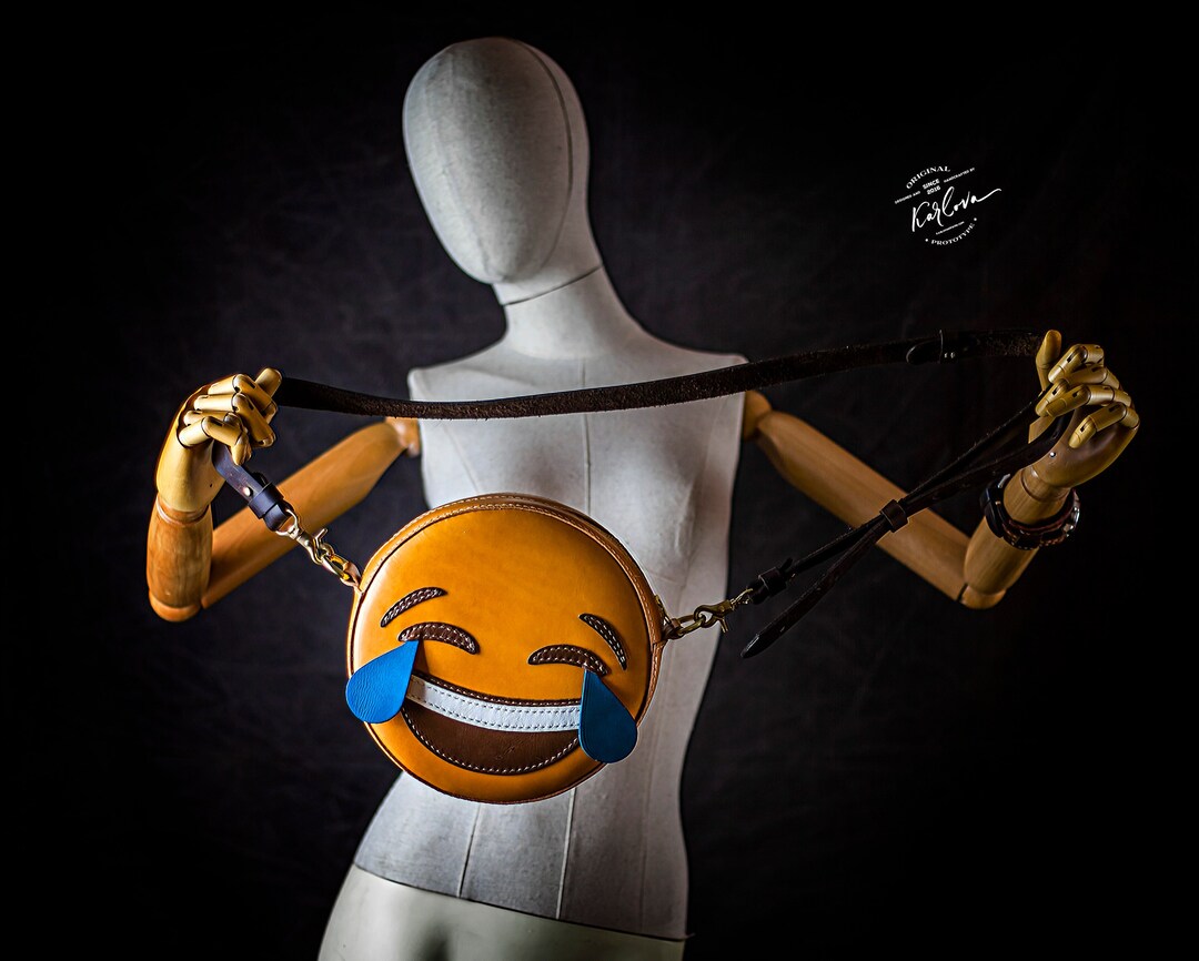 Emoji Leather Bag Pattern, Smiley Purse, LOL Round Bag, Ha-ha Emoticon ...