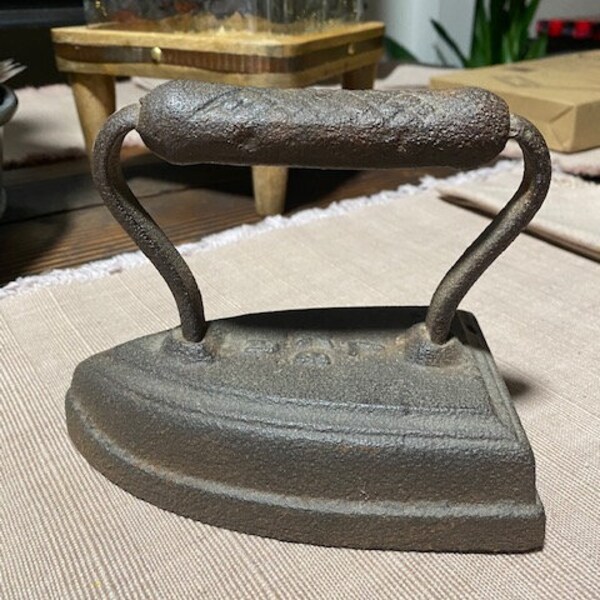 Antique Sad Iron - Etsy