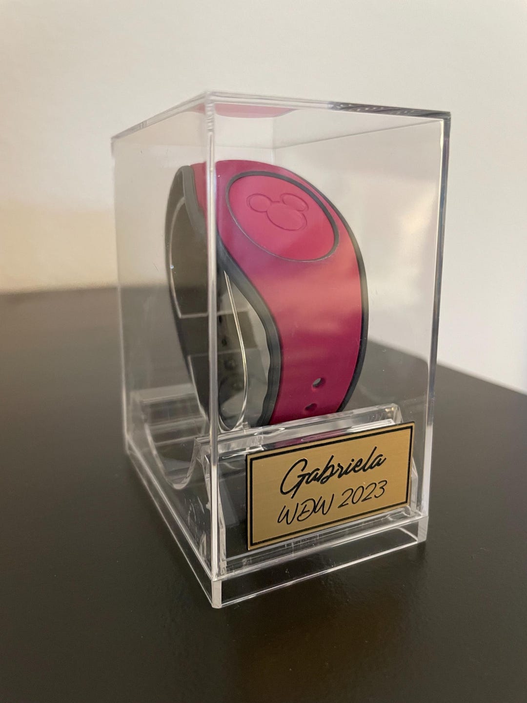 Magic Band Display Case - Etsy
