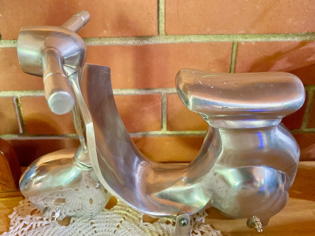 Handmade Stainless Steel Vespa Scooter Decoration, Scooter Enthusiasts ...