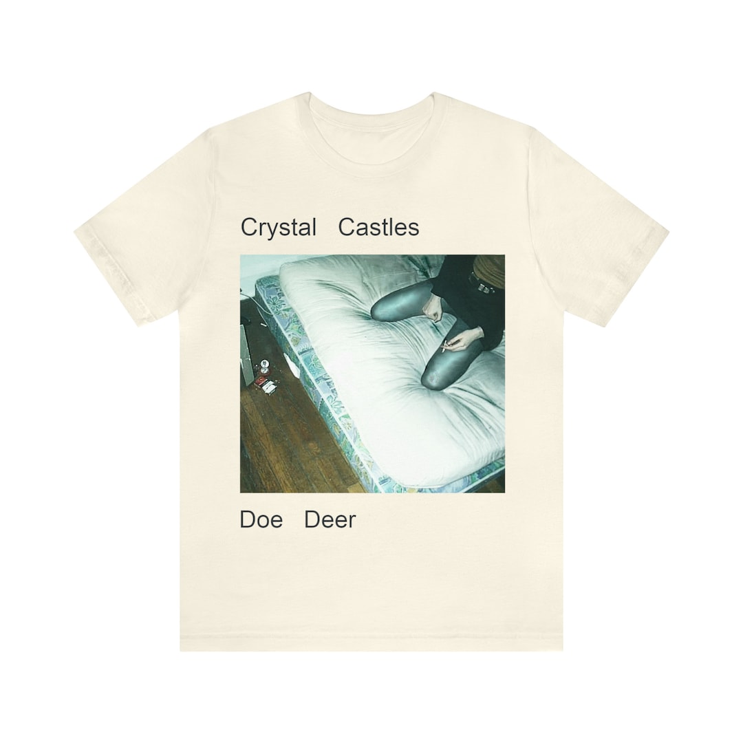 CRYSTAL CASTLES Doe Deer T-shirt Alice Glass, Snow Strippers, Edm ...