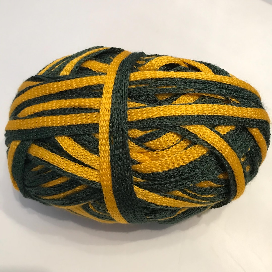 Red Heart Boutique Sashay Green and Gold 3.6 Ounce Skein, Boutique ...