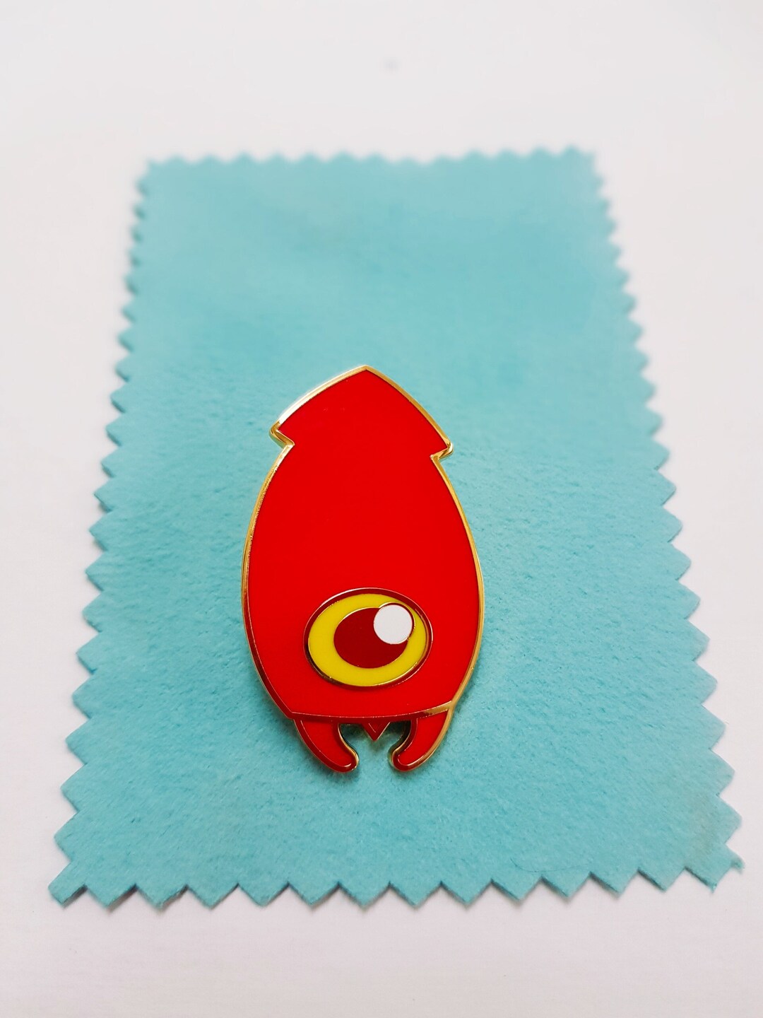 Giant Squid Enamel Pin - Etsy