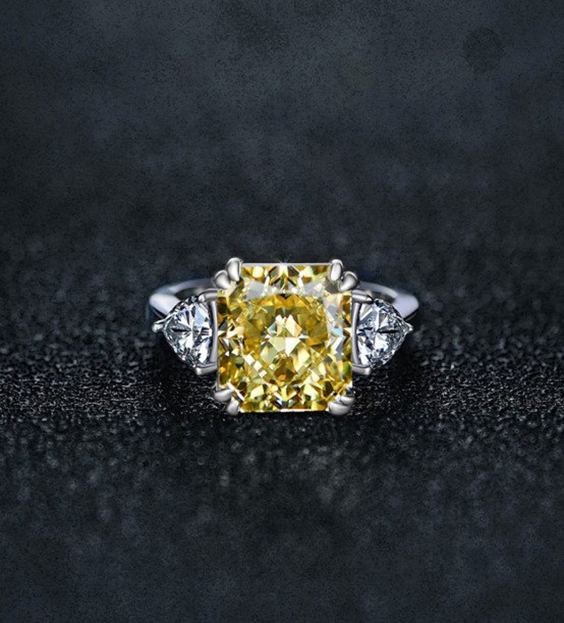 Gorgeous Yellow Lab Diamond Ring Three-stone Ring 5ct 10x10mm Radiant ...