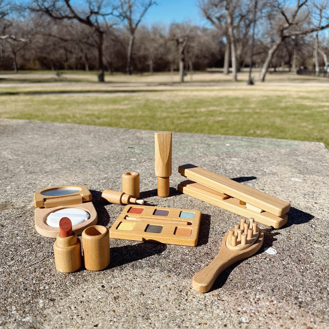 Wooden Make up Toy Set Pretend Play Kids Eye Shadow Lipsticks-princesss ...