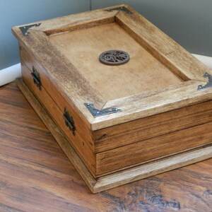 Wooden Custom-made Collection / Jewelry Case - Etsy
