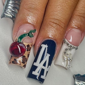 LA Street Vibe Press on Nails | Luxury Nail Art With LA, Dice & Cards ...