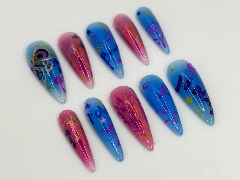 League of Legends Jinx Nail Art | Pink & Blue Graffiti Stiletto Nails ...