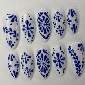 Porcelain Blue Tiles Ceramic Press on Nails | Elegant Fake Nails ...