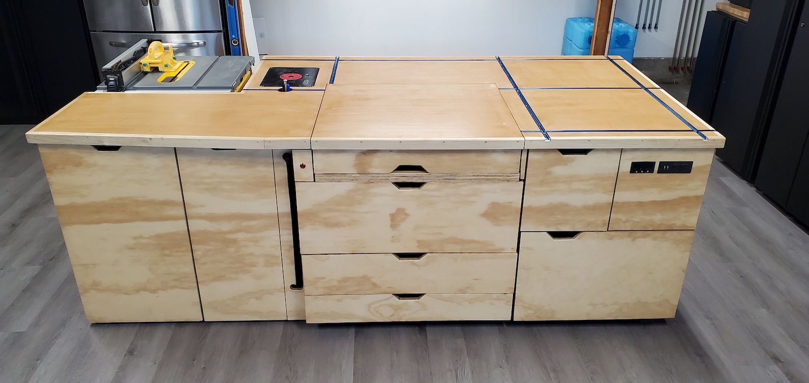 PDF Multitool Mobile Workbench Plans | Miter Saw Flip Top | Table Saw ...