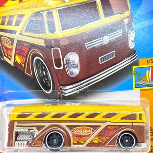 Hot Wheels - Surf’s up - (1/5) - Surfin’ School Bus (yellow and Brown ...