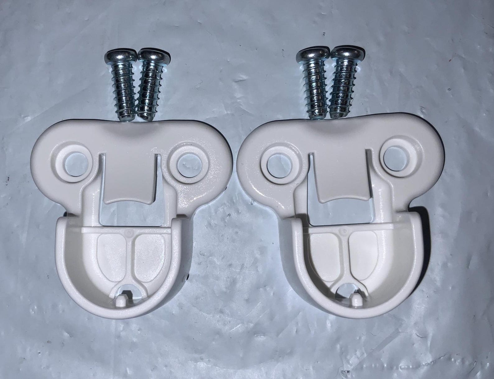 Ikea Pax Rail 2 Brackets 4 Screws White, Part # 130527 / 130627 - NEW ...