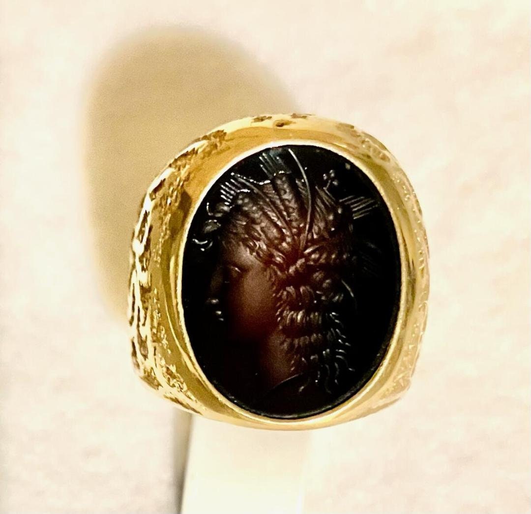 Gold Ring With Onex Cameo. - Etsy
