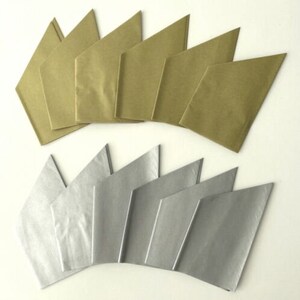 Premium Pearl Paper Christmas Cracker Hats Pack of 12 Assorted Gold and ...