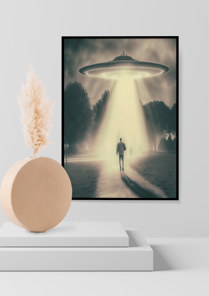 UFO Sightingcollage Art Trippy Wall Art Retro Art Cosmic - Etsy