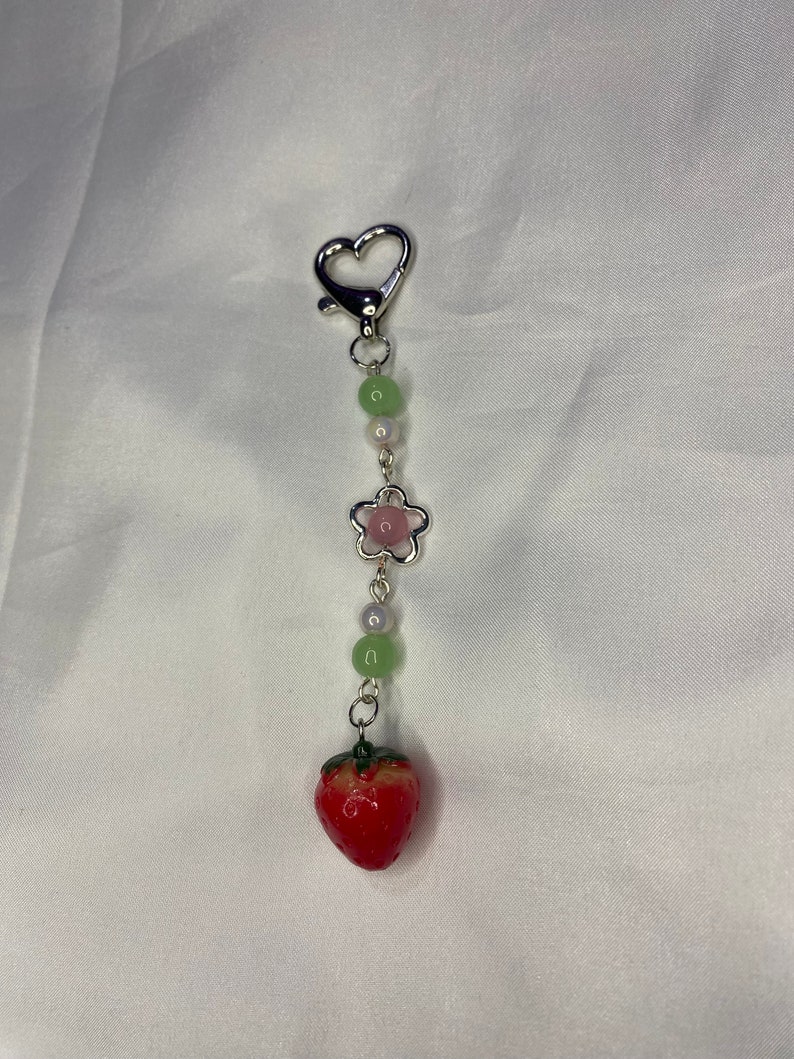 Strawberry Beaded Keychain/ Kawaii Strawberry Keychain / Heart - Etsy