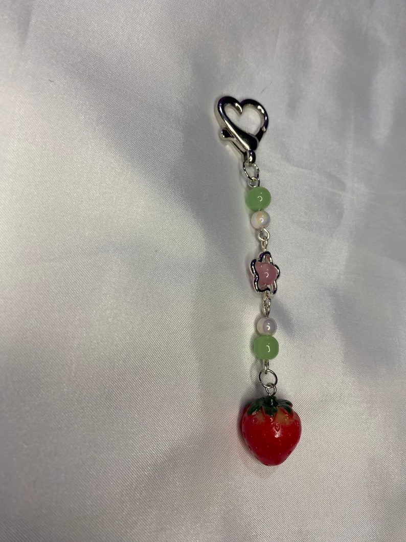 Strawberry Beaded Keychain/ Kawaii Strawberry Keychain / Heart - Etsy