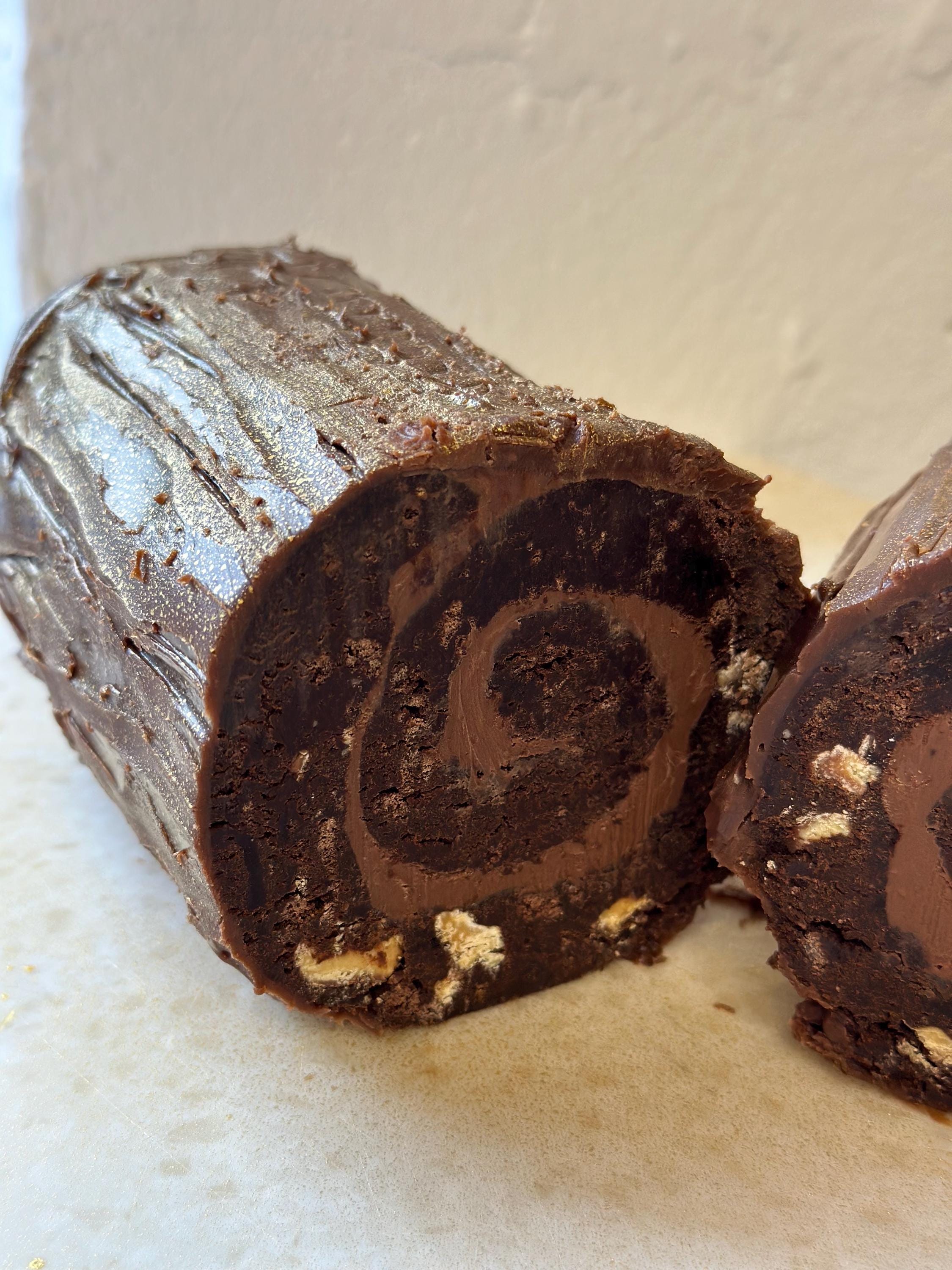 Chocolate Brownie Yule Log - Etsy UK