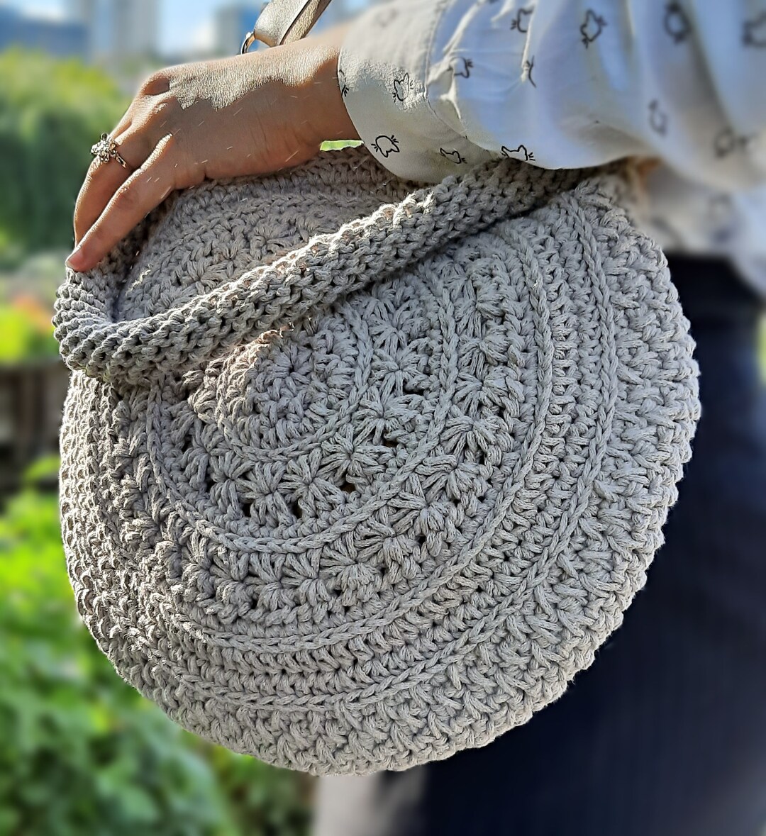 Hand-knitted Women Bag, Large Round Tote Bag, Gift Bag for Girls and ...
