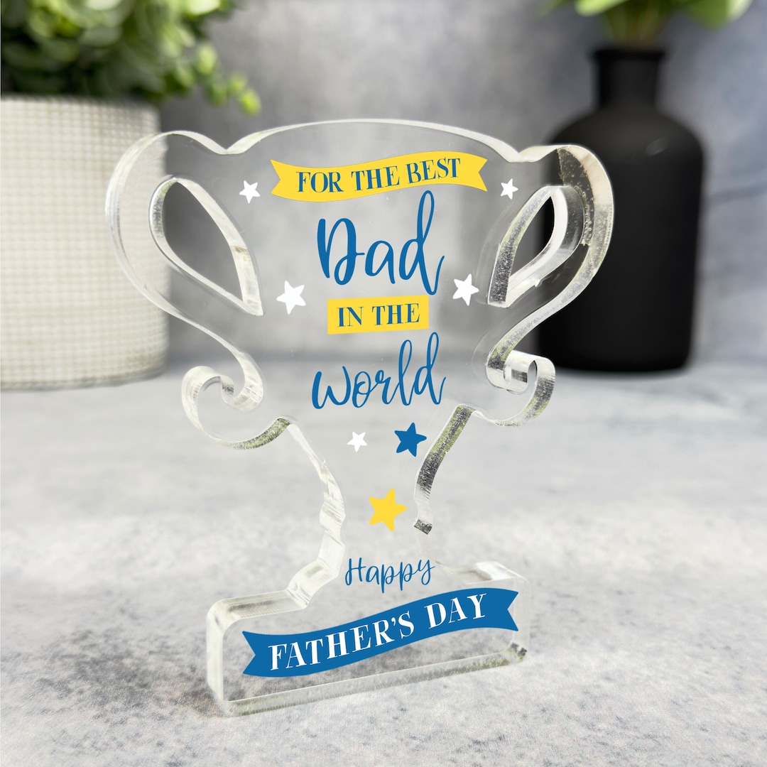 Best Dad in the World Father's Day Present Trophy Plaque Keepsake Gift ...