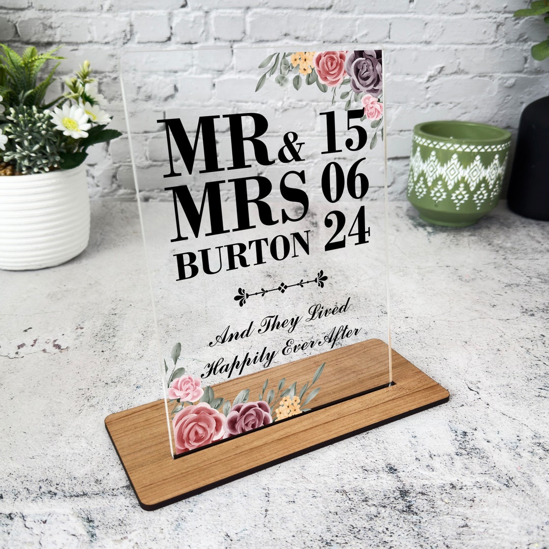 Floral Mr & Mrs Wedding Day Gift Personalised Acrylic Plaque ...