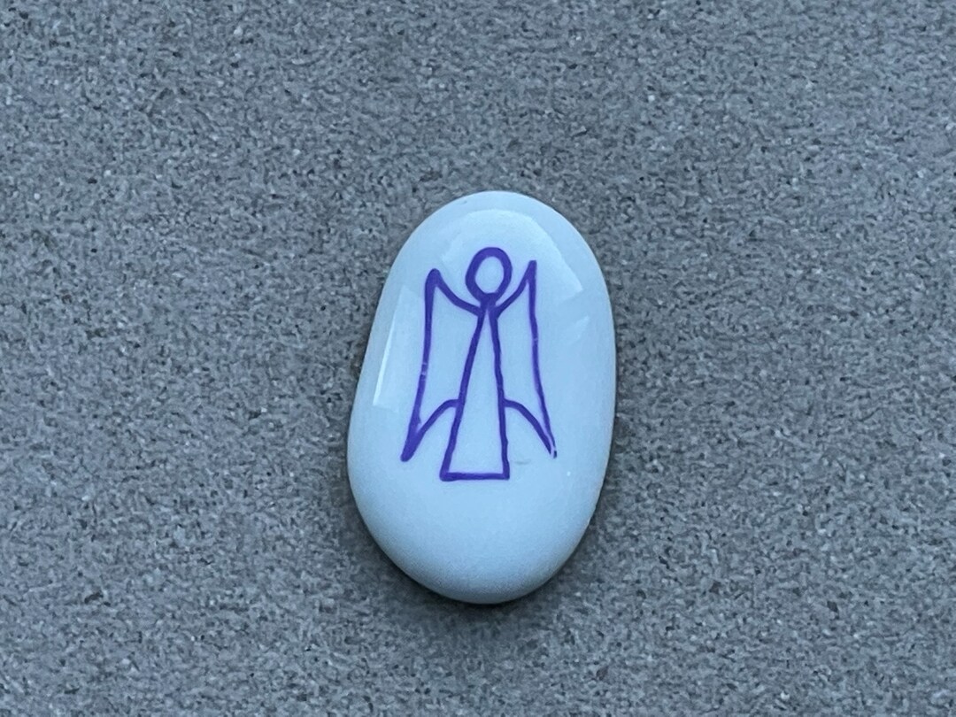 GUARDIAN ANGEL PEBBLE - Violet Crown Chakra - Etsy