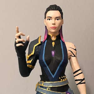 10'' Valorant Reyna Bust, Valorant Games Figure, Handmade Valorant ...
