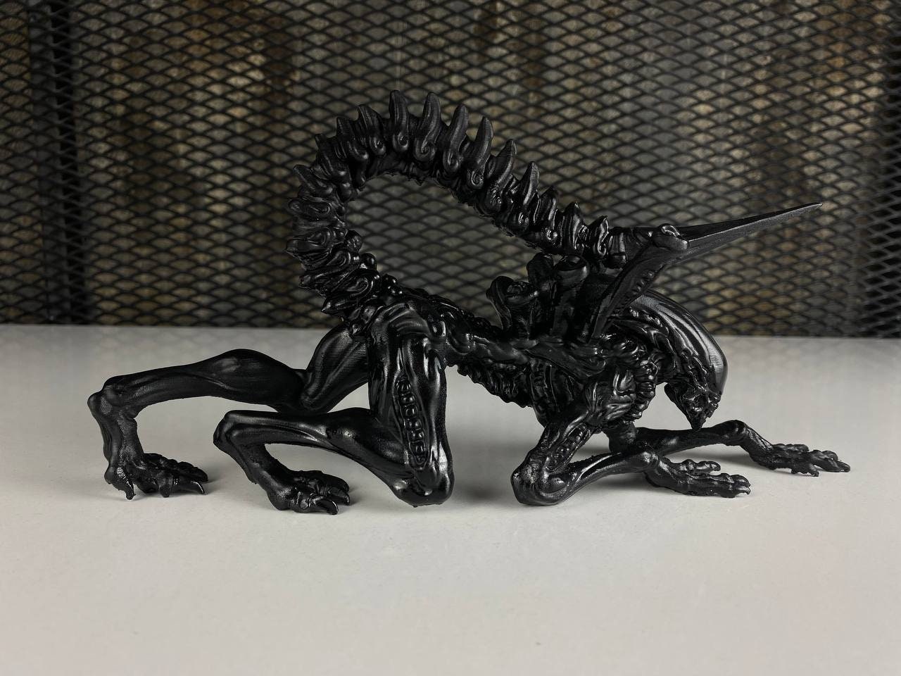 Crawling Alien Figure, Xenomorph Crawler Figure - Etsy