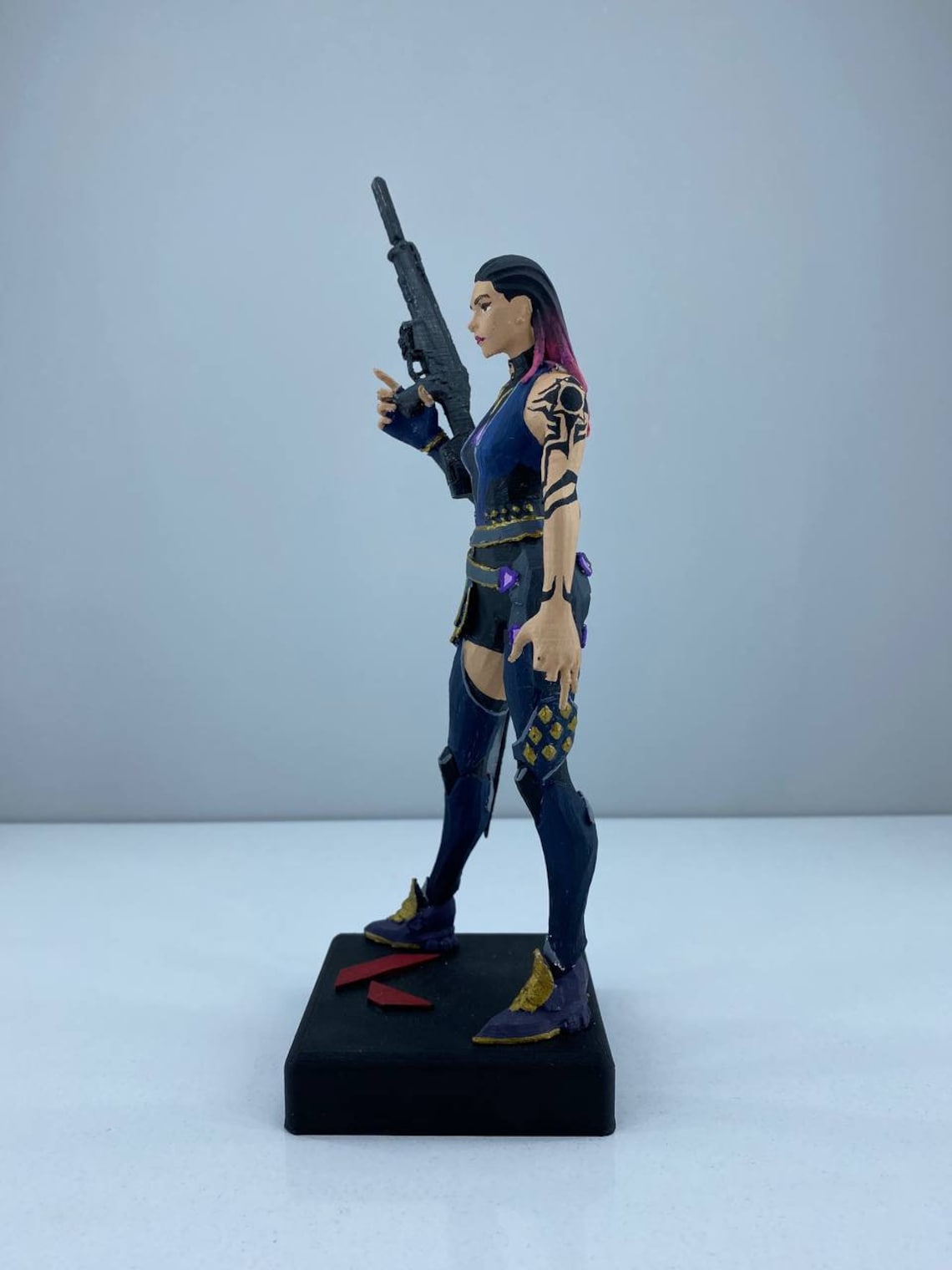 Valorant Reyna Bust, Valorant Games Figure, Handmade Valorant Statue ...