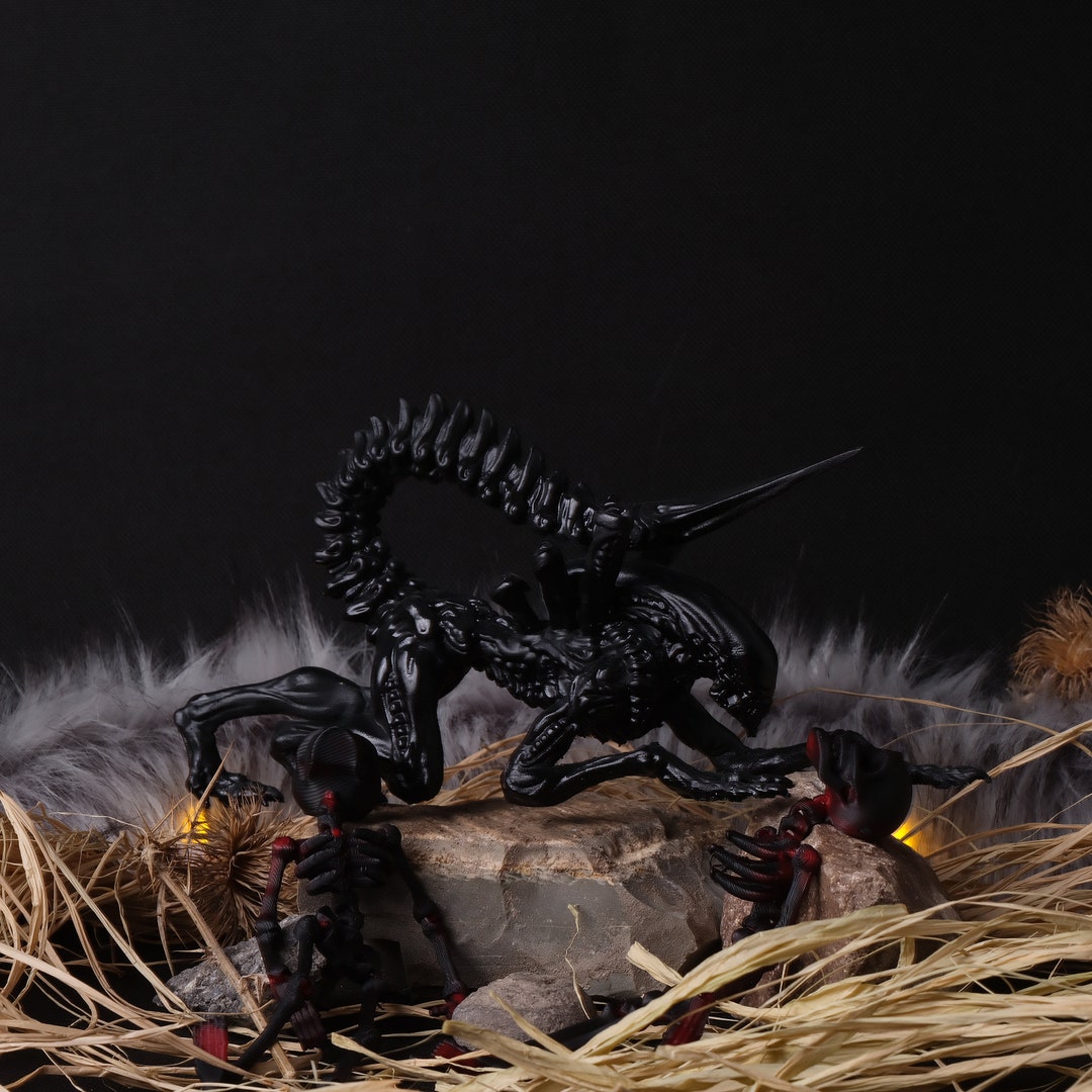 Crawling Alien Figure, Xenomorph Crawler Figure - Etsy