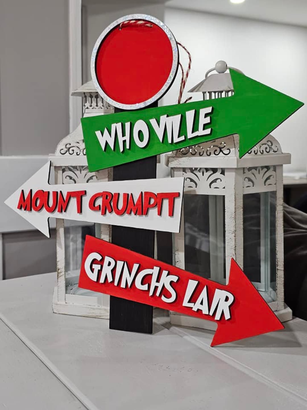 Indoor Whoville-inspired Grinch's Lair Wooden Pole Wall Decor Festive ...