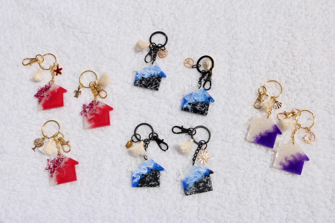 Resin Home Keychains | House Shaped Keychains | Housewarming Gift ...
