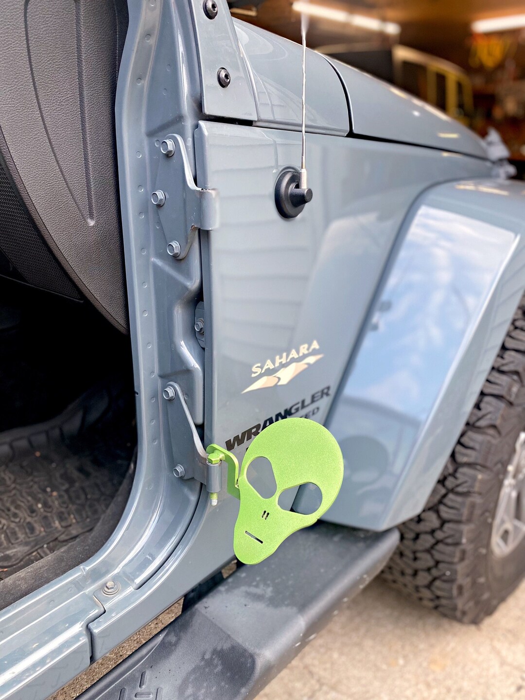 Alien Head Footpegs for Jeeps - Etsy