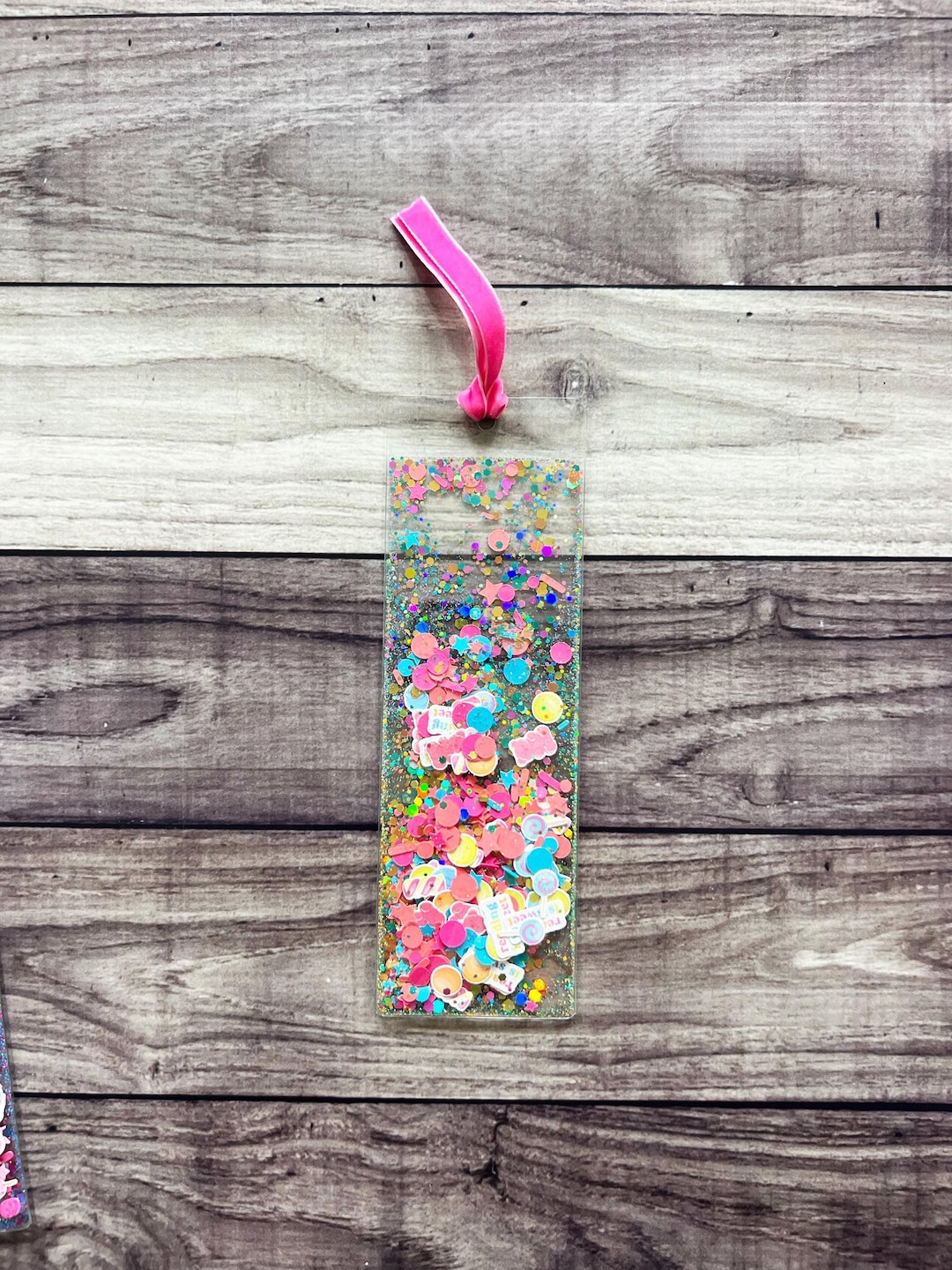Reading is Sweet Confetti Shaker Bookmark | Personalized Bookmark ...