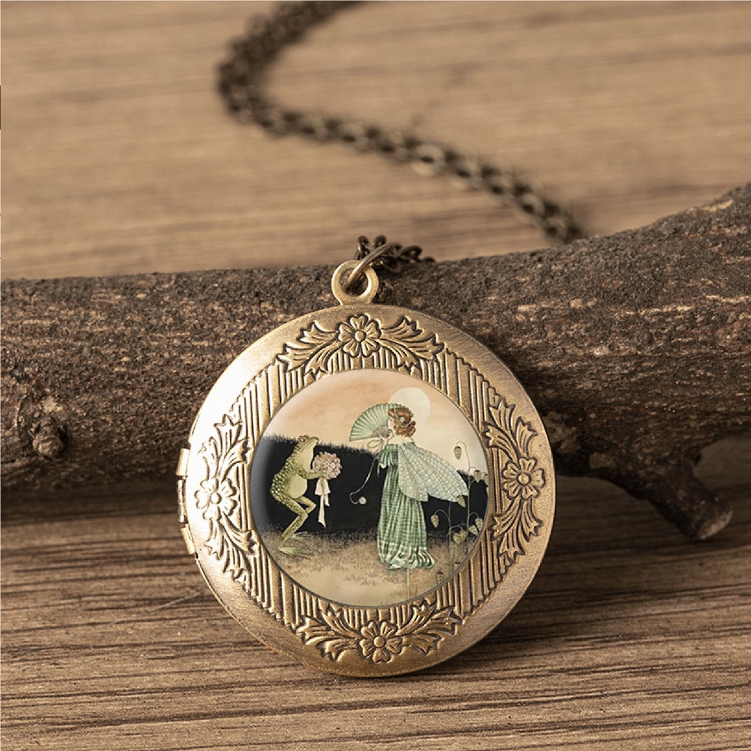 Vintage Fairycore Goblincore Victorian Cartoon Frog Angel Fairy ...