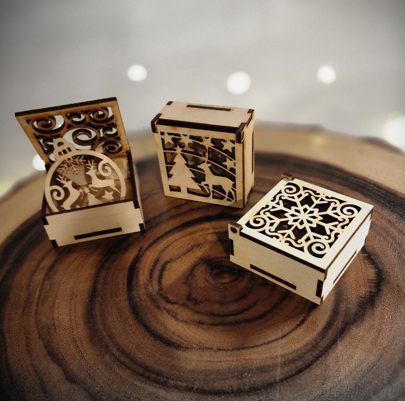 Wooden Christmas Box With 4 Ornaments - Etsy
