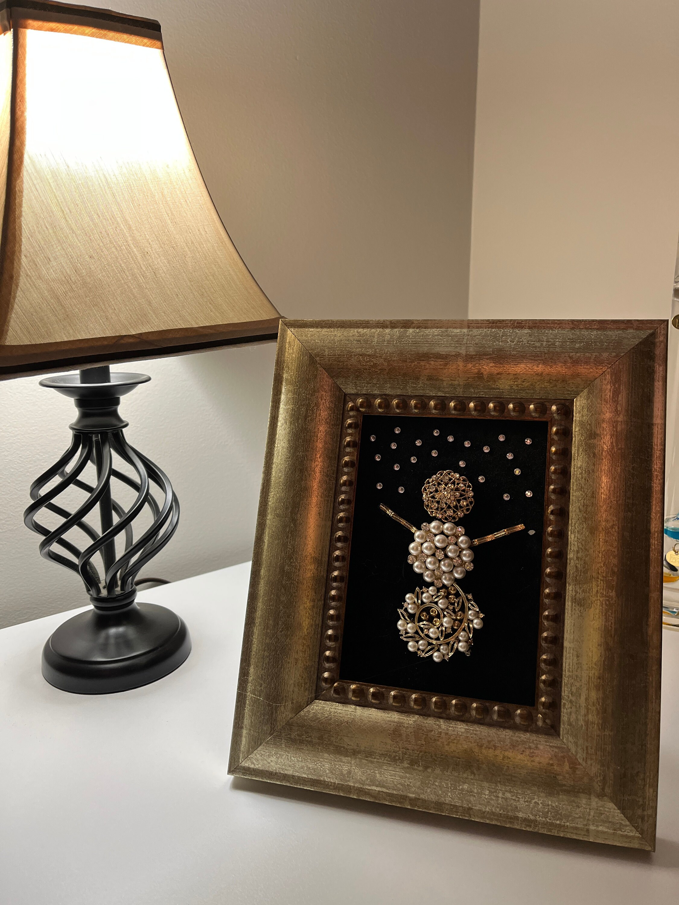 Christmas Vintage Contemporary Jewelry Framed Snowman Winter Wall Art ...